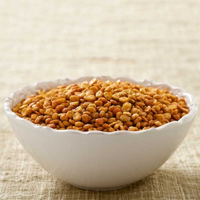 Indian Snacks: 6 Amazing Nut & Lentil Snacks For Your Guests